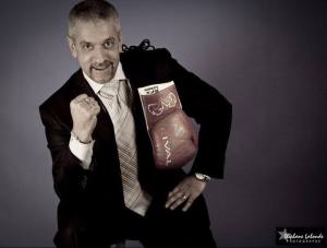 Russ Anber, l’homme derrière Rival Boxing - Boxe québécoise pour tous ...